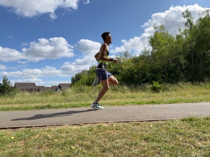 實測 Adidas Boston 13 | 能快能慢的多功能跑鞋 | Fitz 運動平台